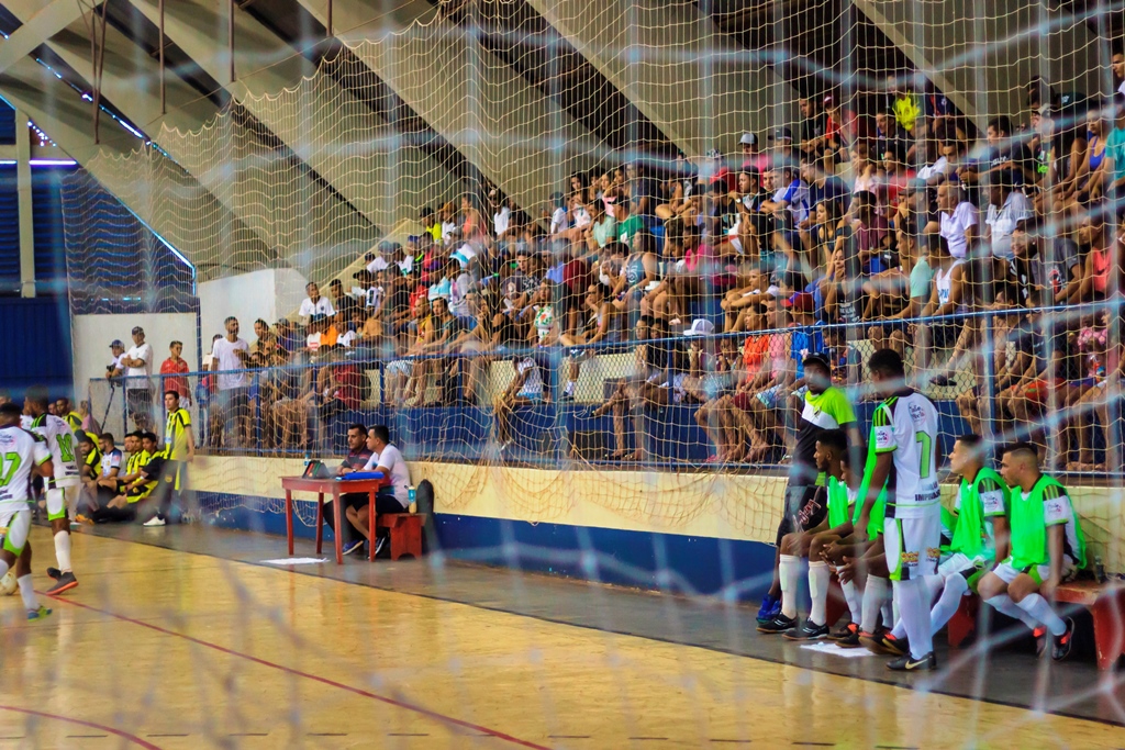 Campeonato Municipal de Futsal de Férias 2019 teve início ontem em ... Campeonato Municipal de Futsal de Férias 2019 teve início ontem em ...
